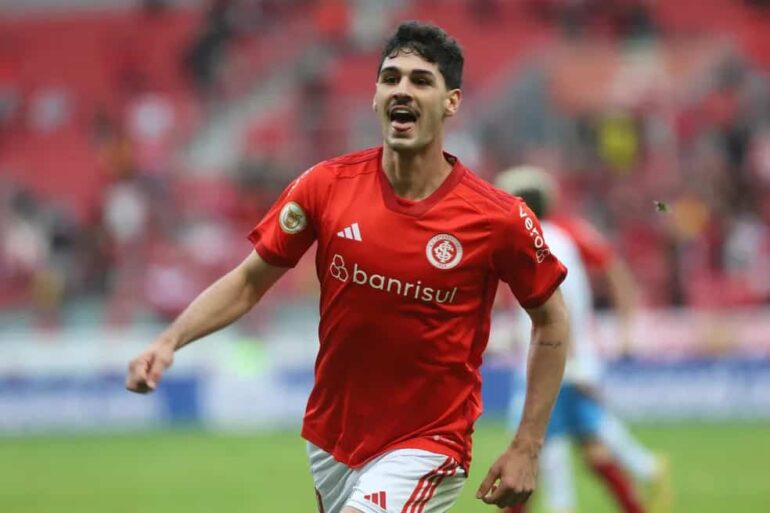 De Laurentiis ha trovato l'americano è Johnny Cardoso. Ecco cosa si ...